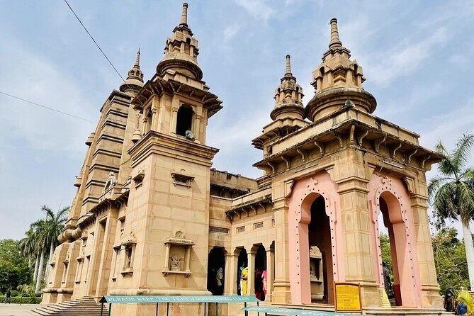 Banaras (Varanasi) Tour - The University and Major Temples