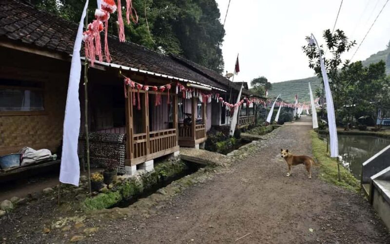 Bandung: 2-Day Village Stay, Waterfall, Crater & Hot Springs - FAQ