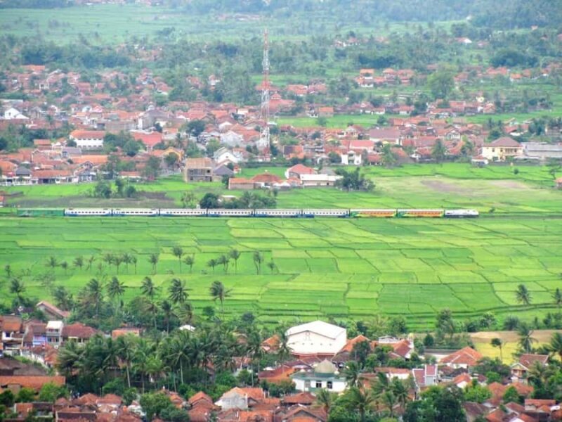 Bandung: 5 Days Borobudur Prambanan Bromo Ijen To Bali - Final Thoughts: Is This Tour Worth It?