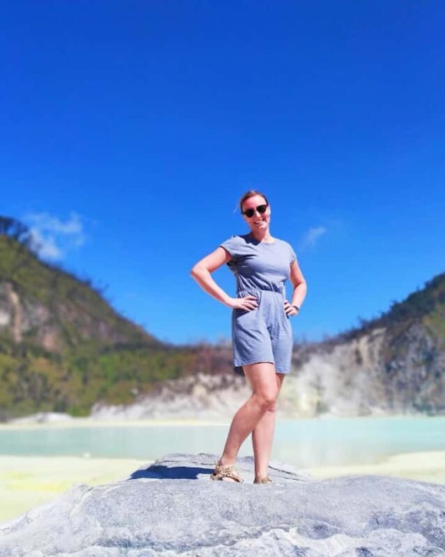 Bandung: Private Car or Minivan Charter with Driver - A Deep Dive into the Experience