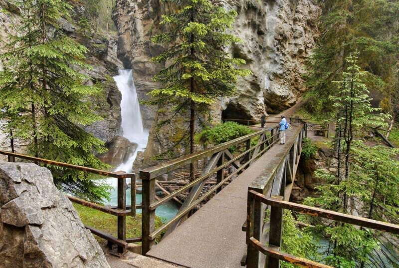Banff: 4-Hour E-Bike and Walking Tour in Johnston Canyon - Why You Should Consider This Tour