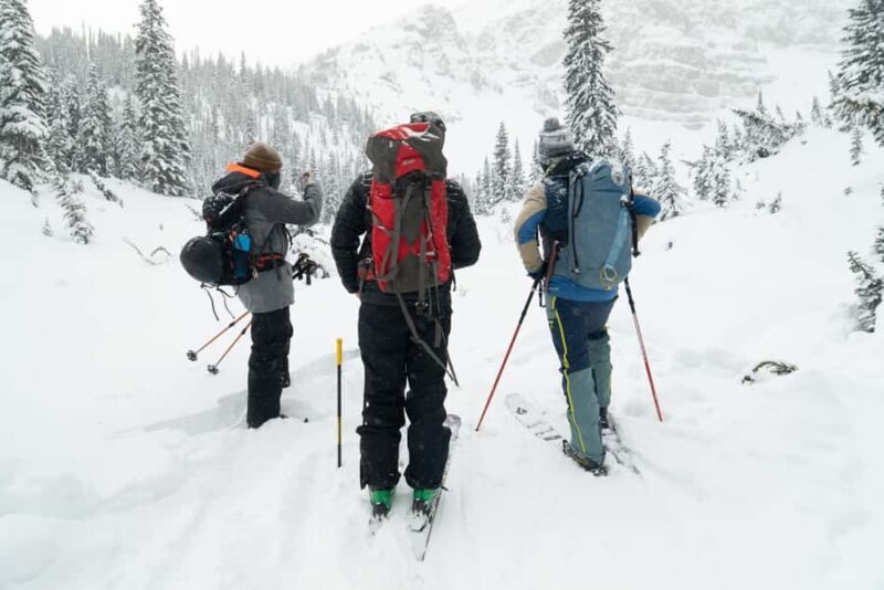 Banff: AST 1 - Avalanche Skills Training Level 1 - Why Choose the Banff AST 1 Course?