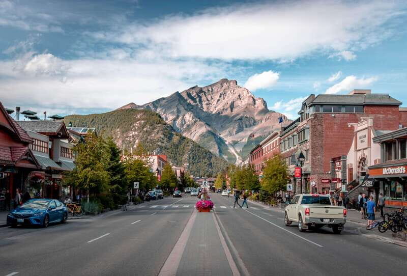 Banff: Banff Town, Gondola, and Johnston Canyon Day Tour - Who Will Love This Tour?