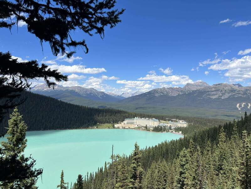 Banff/Calgary: Lake Louise, Moraine Lake and Emerald Lake - An In-Depth Look at the Tour Experience