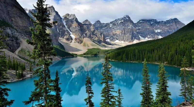 Banff/Calgary:Lake Louise,Moraine Lake,Emerald Lake Day Tour - A Deep Dive into the Experience