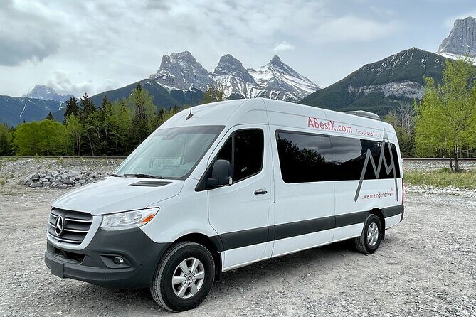 Banff |Canmore| Kananaskis to Calgary YYC AirportPrivate Shuttle - An In-depth Look at the Experience