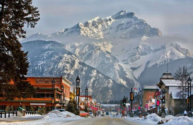Banff Gondola, Banff Town, Lake Minnewanka, Bow Falls - A Detailed Look at the Tour Experience