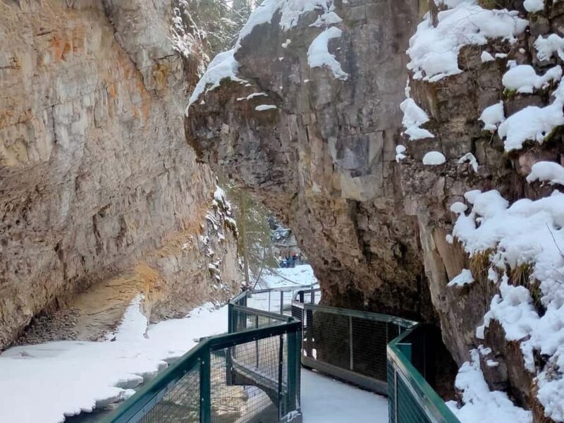 Banff Gondola Johnston Canyon Lake Minnewanka Banff day tour - FAQ