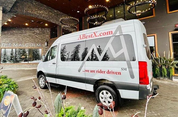 Banff Hotels to Calgary Airport YYC Shared Shuttle Service - Practical Tips for a Smooth Experience