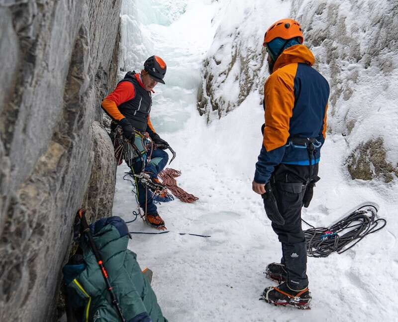 Banff: Introduction to Ice Climbing for Beginners - An In-Depth Look at the Experience