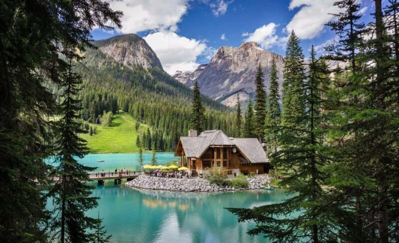 Banff: Lake Louise, Emerald Lake, and Moraine Lake Tour - Key Points