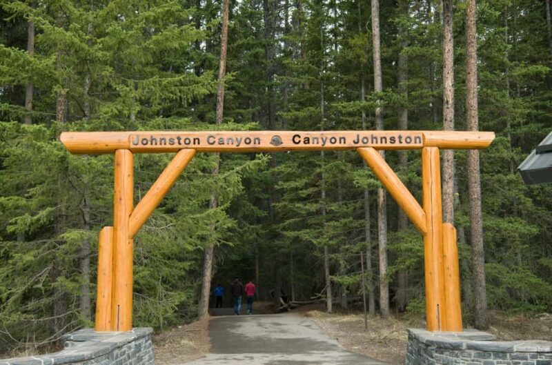Banff, Lake Louise, Johnston Canyon, Vermilion Lake Day Trip - An Honest Look at What to Expect