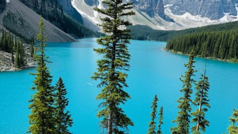 Banff, Lake Louise, Moraine ,Emerald & Johnston Canyon tour - The Sum Up