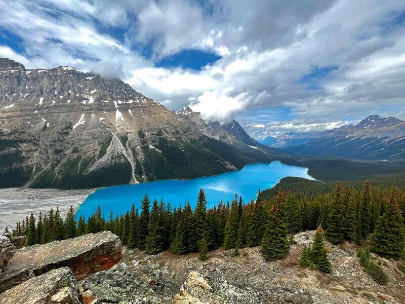 Banff - Lake Louise Moraine Lake and Icefields Parkway Tour - Discovering Banff’s Natural Wonders