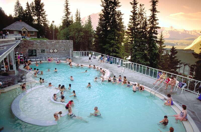 Banff National Park: Lake Louise & Upper Hot Springs Tour - Starting the Day – Convenient Meeting Point and Transportation