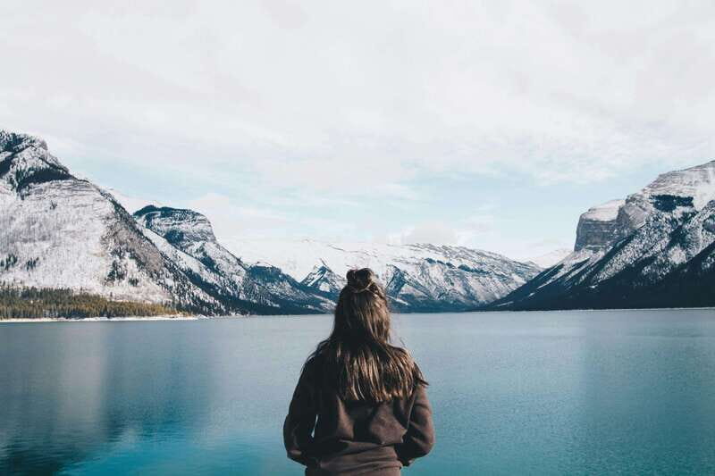 Banff National Park: Lake Louise & Upper Hot Springs Tour - Other Scenic Highlights and Seasonal Variations