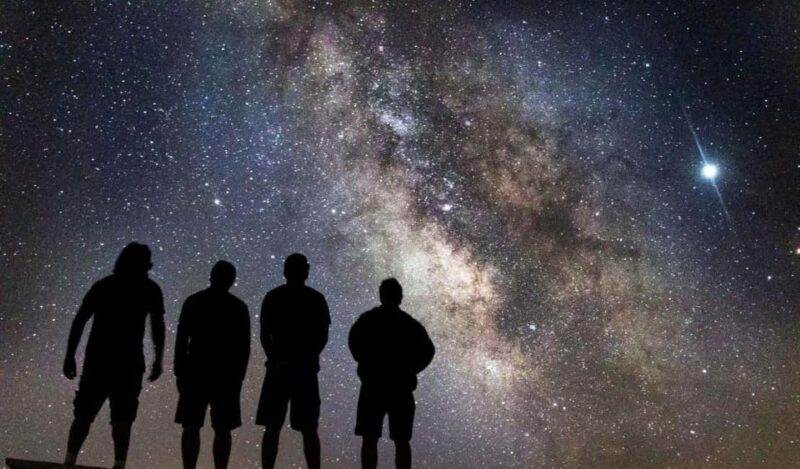 Banff or Moraine Lake: Night Tour with possible Stargazing - Key Points