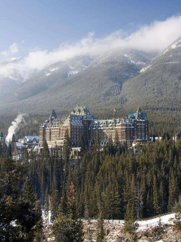 Banff Private Full-Day Tour Lake Louise, Gondola & more - Key Points