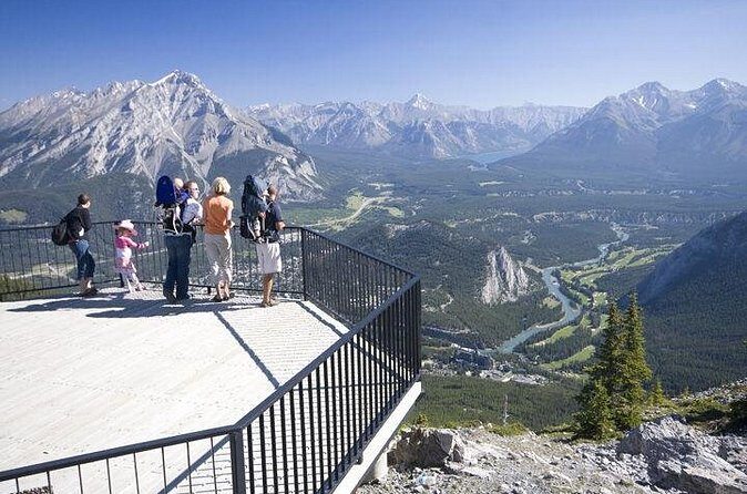 Banff Tour with Gondola & Lake Cruise - roundtrip from Calgary - FAQ