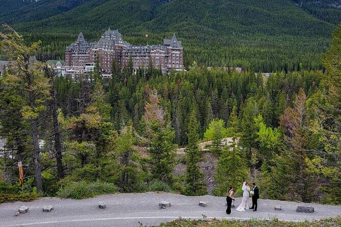 Banff Town with Gondola Exploration and Lakes Tour - Practical Tips for Travelers