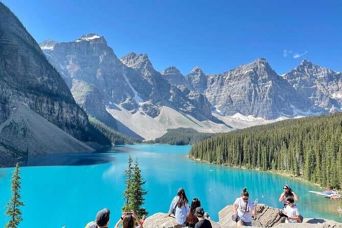 Banff Yoho Parks | Lake Louise | Moraine | Emerald - Private Tour - Who Is This Tour Best For?