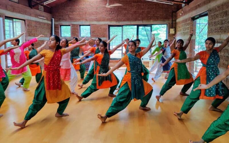 Bangalore Bharatanatyam Dance Experience  Classical Art - What is Bharatanatyam and Why Should You Care?