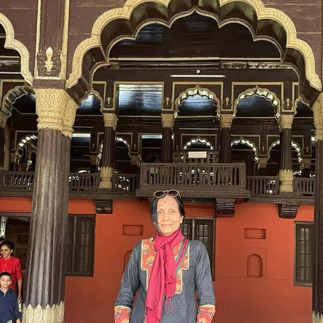 Bangalore: Flower Market, Pete, Palace, & Fort Walking Tour - Exploring Bangalore’s Heartbeat