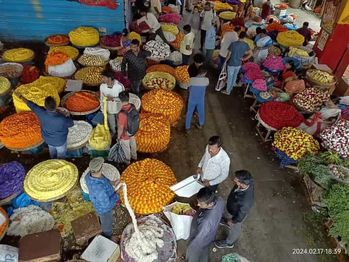 Bangalore- Food street walk and market visit in evening - The Sum Up