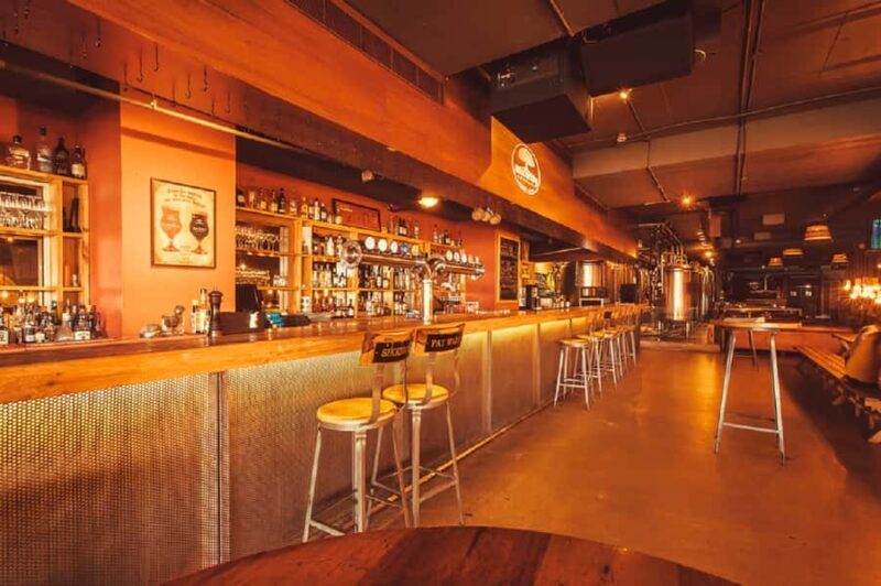 Bangalore Guided Pub-Hopping Experience: Walk, Drink, Repeat - FAQs