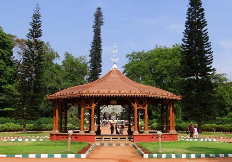 Bangalore Morning Soul Tour: Flower Market, Lalbagh & ISKCON - An In-Depth Look at the Bangalore Morning Soul Tour