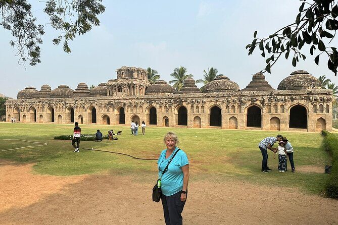 Bangalore to Hampi - Early Start and Vibrant Temple Visits