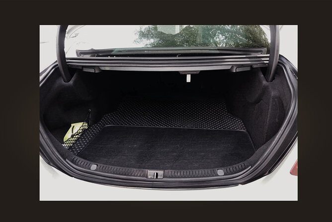 Bangkok Airport Arrival : Luxury limousine (Airport to Hotel) - The Value Proposition