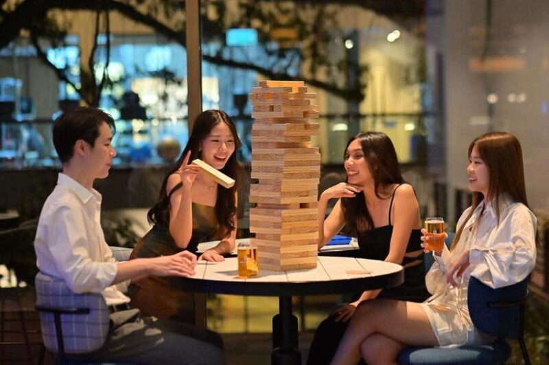 Bangkok: Ale House at Riverside Bar Millennium Hilton - A Serene Riverside Escape in the Heart of Bangkok