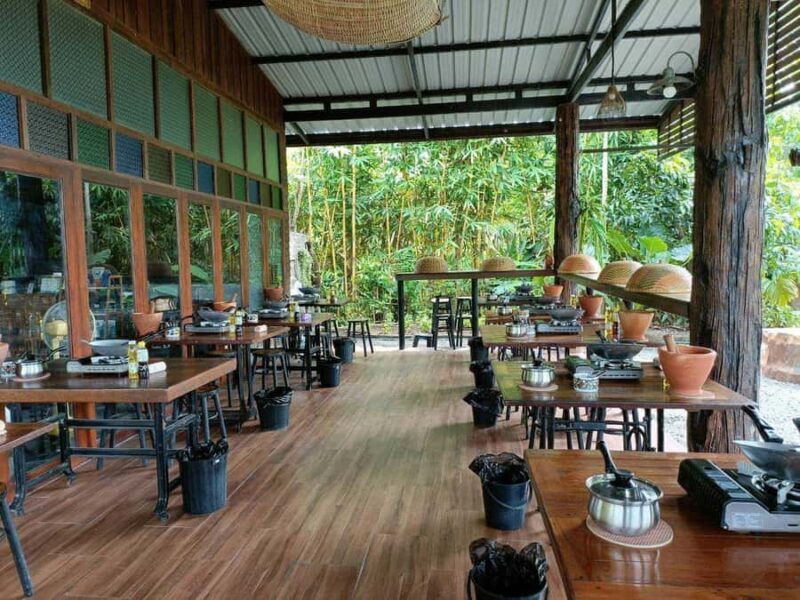 Bangkok: Authentic Thai Cooking Class and Local Lifestyle - Who Should Consider This Tour?