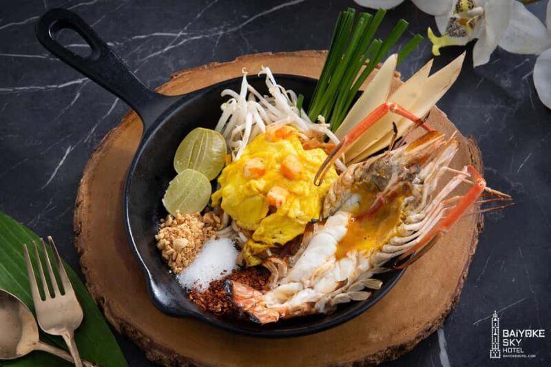 Bangkok: Baiyoke Dinner Buffet 81st Floor Outdoor Skybox - Value for Money