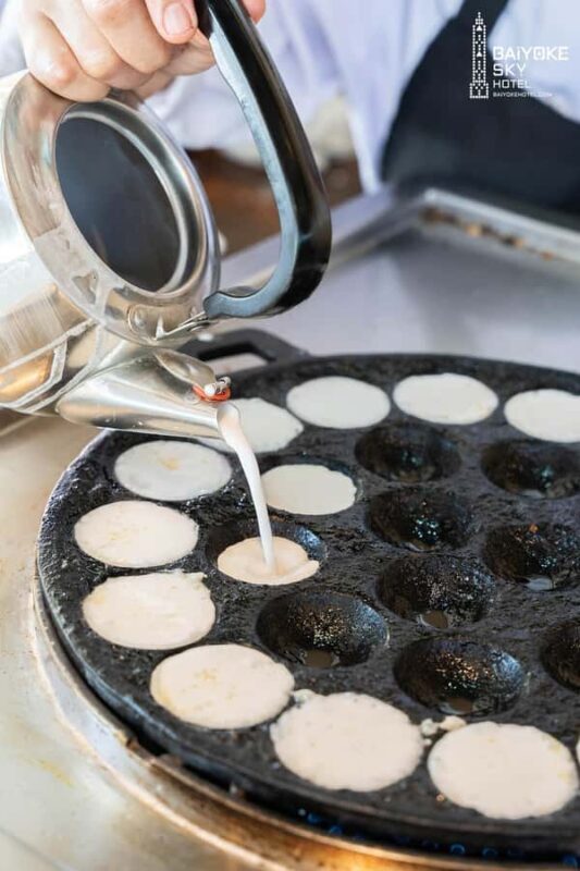 Bangkok: Baiyoke Sky Breakfast Buffet - What’s Noteworthy Based on Reviews