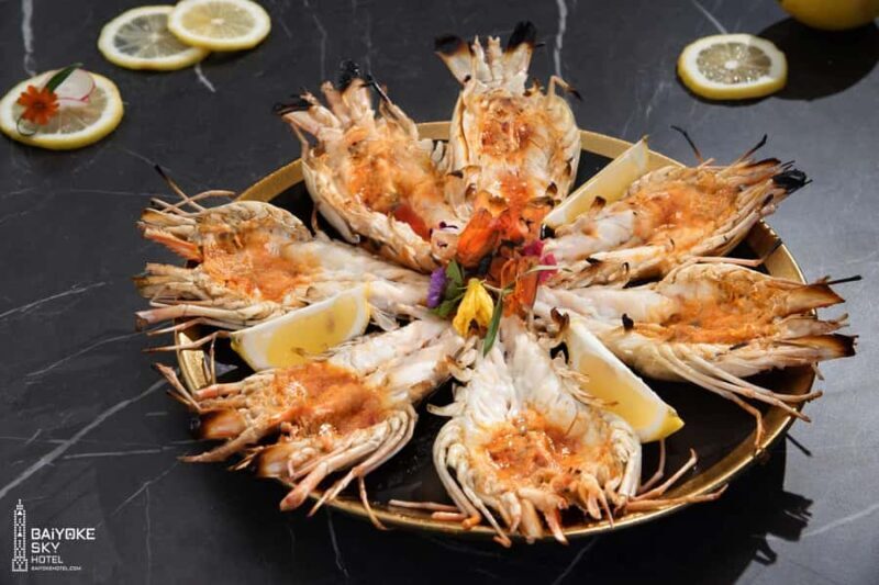 Bangkok: Baiyoke Sky Dinner Buffet Crystal Grill 82nd Floor - Authentic Experiences and Reviews