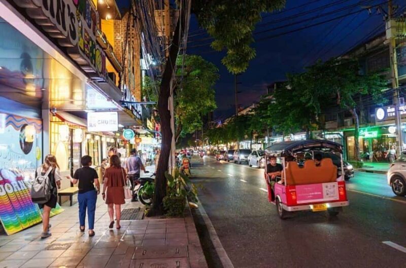 Bangkok: Banthat Thong Road Food Tour with Rooftop Drink - FAQs