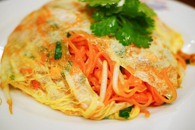 Bangkok Best Midnight Food Tour by Tuk Tuk - Moving On: Thai Street Classics & Chicken Noodles