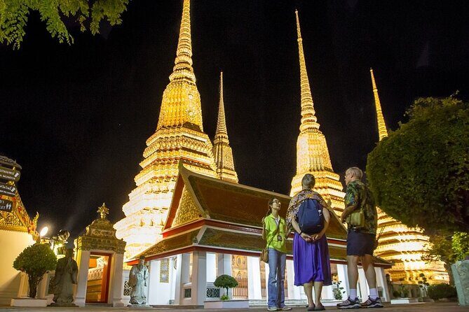 Bangkok Best Midnight Food Tour by Tuk Tuk - A Relaxing Break at the Flower Market & Temple