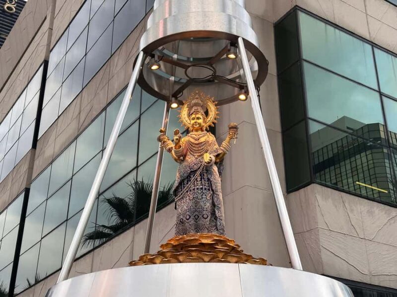 Bangkok: Blessing & Manifestation Tour; Love Wealth Success - The Value of Guided Rituals