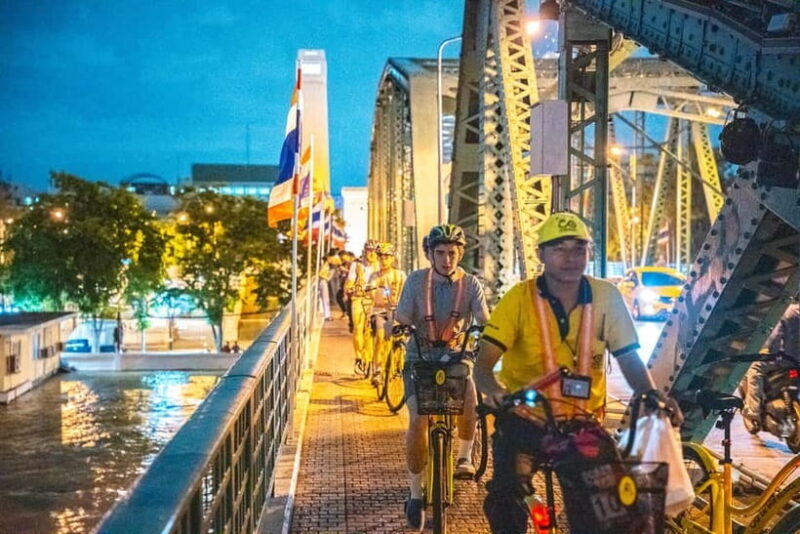 Bangkok by Night Cycling Tour with Street-food Meal - Key Points