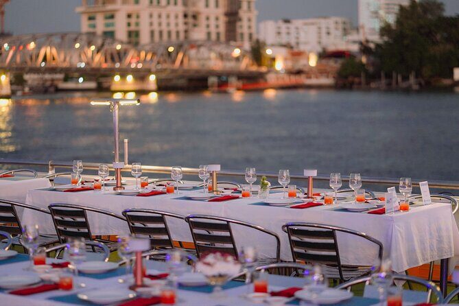 Bangkok Carnival Dinner Cruise with Free-flow Beer and Buffet - FAQ