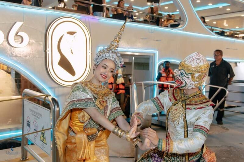 Bangkok Chao Phraya Cruise with Luxury Buffet & Open Deck - The Cultural and Lively Aspects