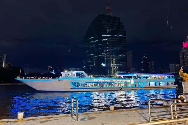Bangkok Chao Phraya Cruise with Luxury Buffet & Open Deck - Who Will Love This Experience?