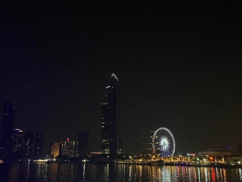 Bangkok: Chao Phraya River Buffet Dinner Cruise - Frequently Asked Questions