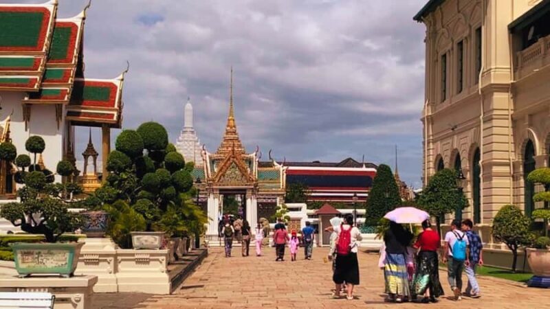 Bangkok: City Highlights Private Tour with Palace & Temples - Who Should Consider This Tour?