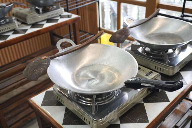 Bangkok Cooking Class : Traditional Thai dishes&Market Trip - FAQ