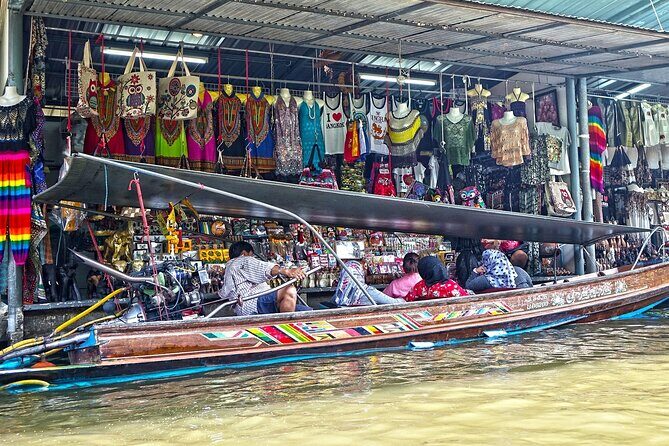 Bangkok Damnoen Floating Market and Maeklong Railway Private Tour - Closing the Day in Bangkok