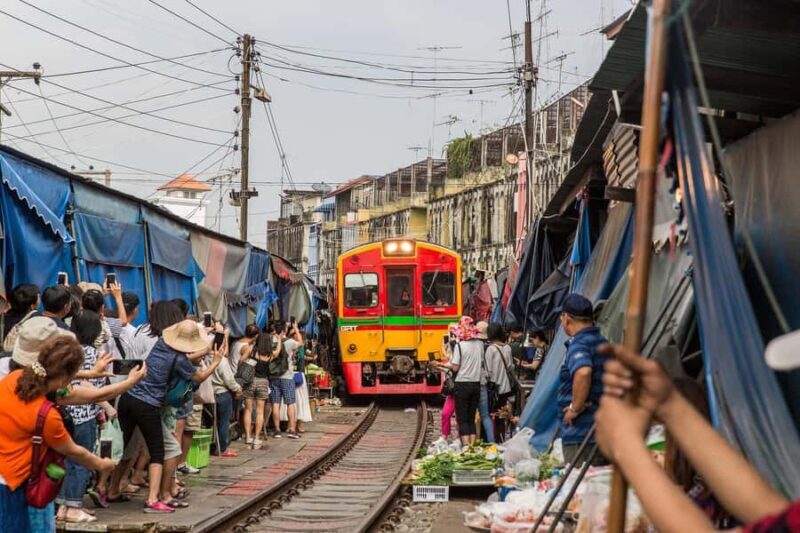Bangkok: Damnoen Floating Market & Train Market Private Tour - Frequently Asked Questions
